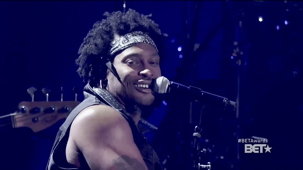 10/18/25 O&A NYC SATURDAY MORNING CONCERT: D'Angelo - Live at BET ...